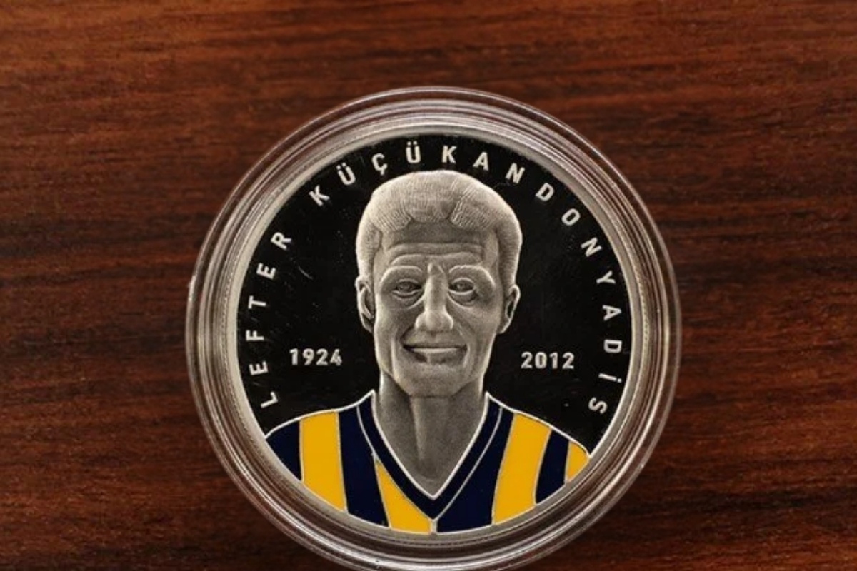 Fenerbahçe efsanesi Lefter Küçükandonyadis anısına hatıra para basıldı ...